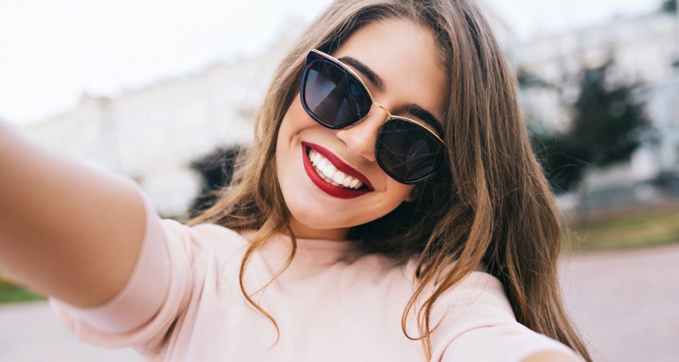A Glowing Smile – The Key To Enhanced Self-Confidence