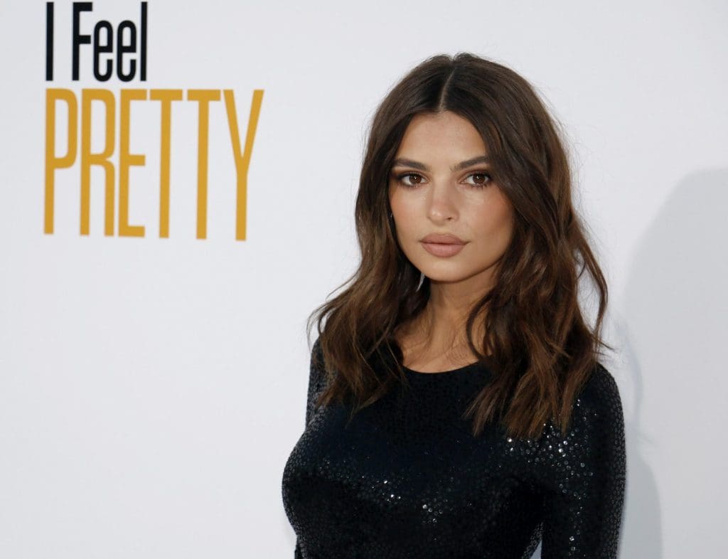 Cool Girl Emily Ratajkowski Finally Spills Her Must-Have Beauty Products