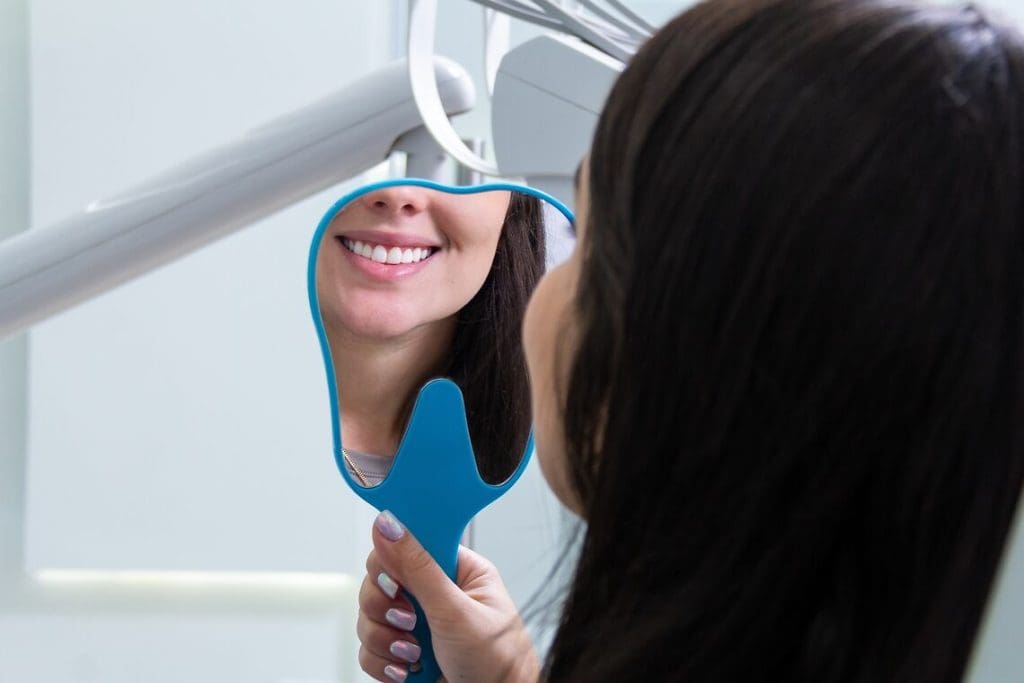 Hollywood Smiles: How Celebrities Achieve Picture-Perfect Teeth - Haute ...