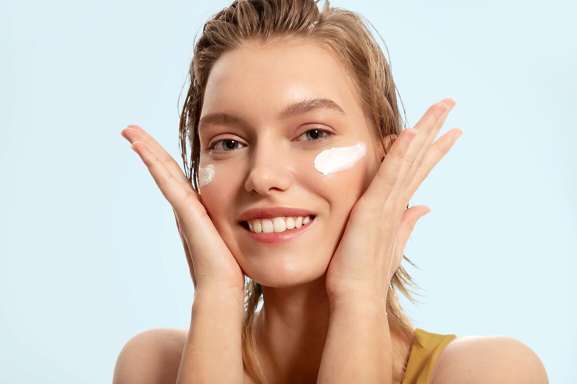 SPF All Day, Every Day: The Sunscreens Haute Beauty Experts Actually ...