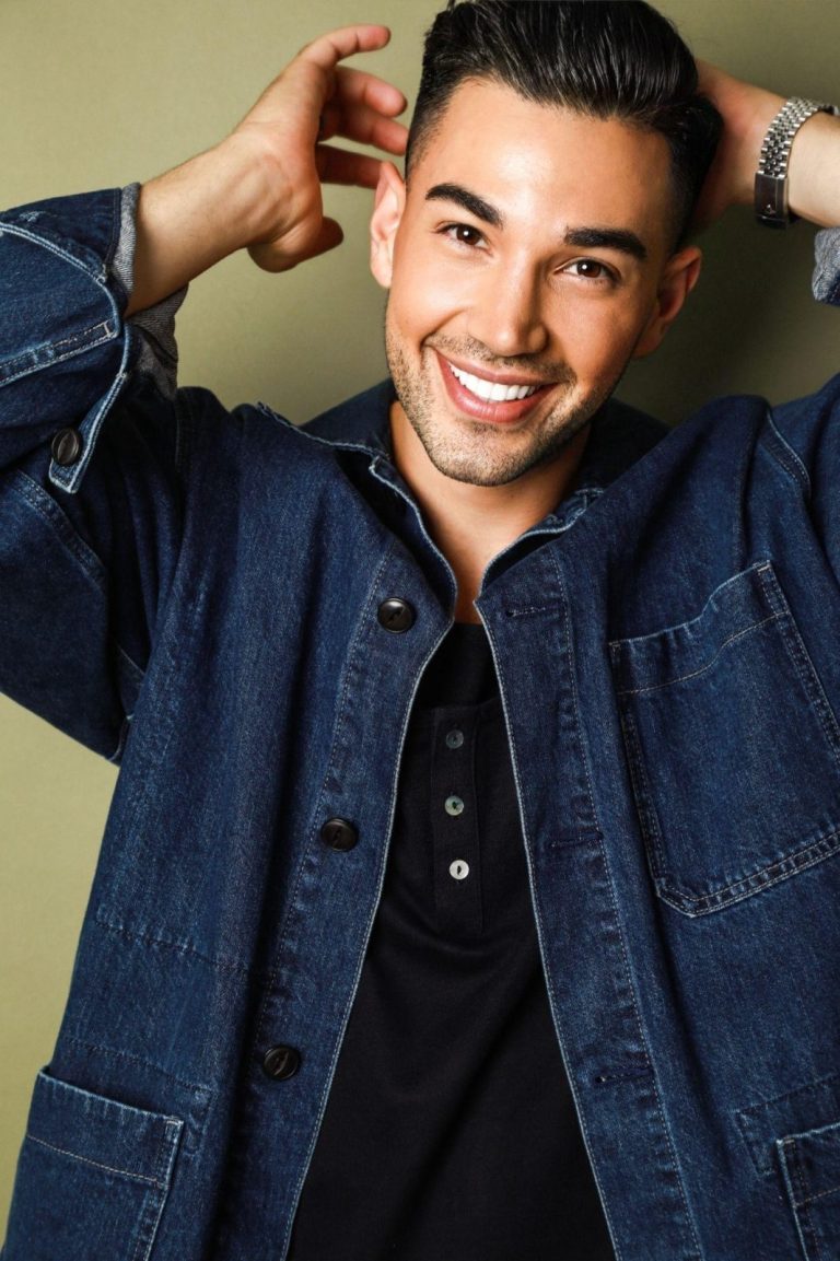 The Era of the Undetectable Smile: Why Natural-Looking Veneers Are the ...