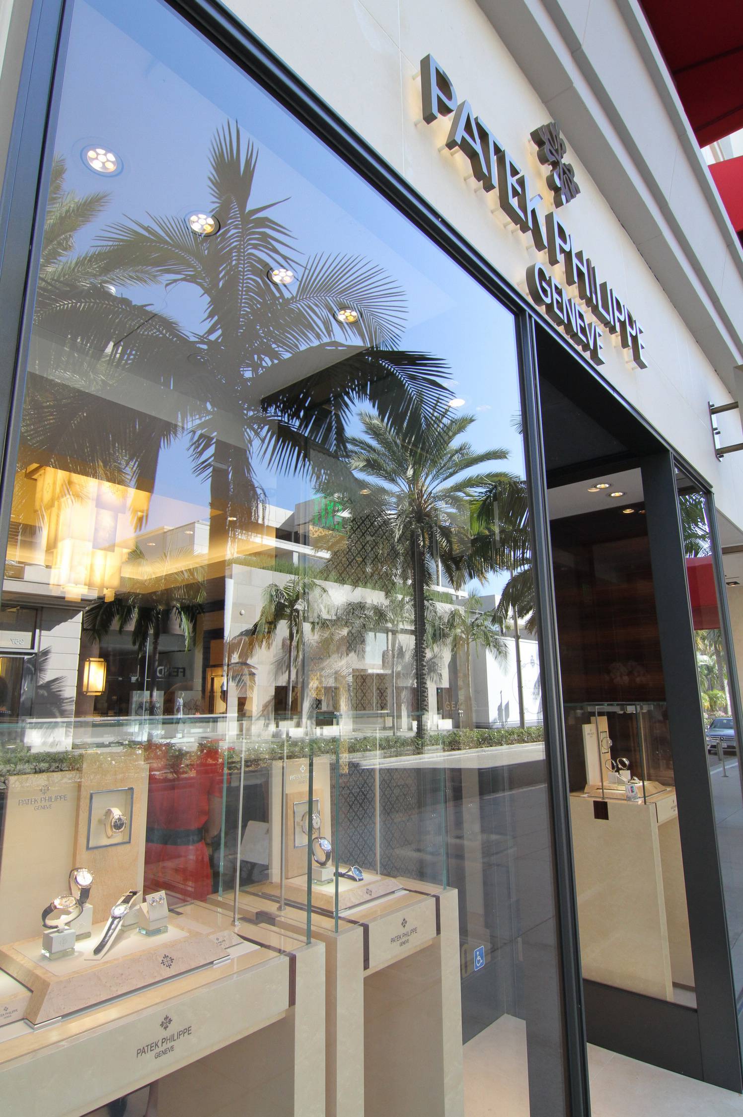 A Sneak Preview of Patek Philippe's First American Stand-Alone Boutique ...