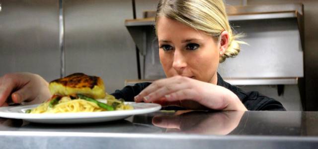 SUSHISAMBA's Chef Cara Thompson Wins Food Network’s Chopped - Haute Living