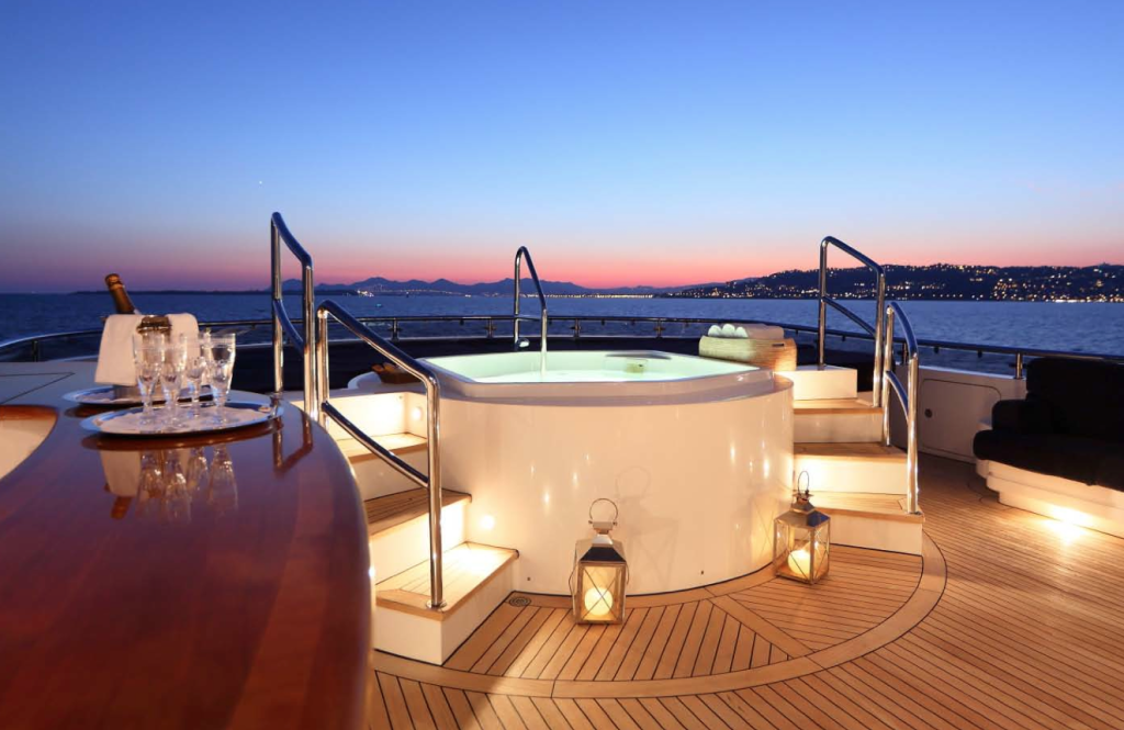 Haute Yacht of the Week: Alibi - Haute Living