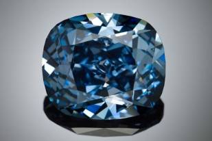 blue diamonds