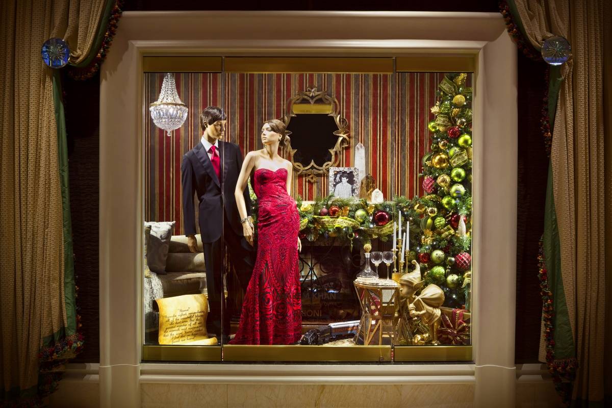 Check Out the Holiday Window Displays at Wynn Las Vegas