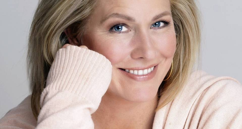 Supermodel Emme Talks About the Plus-Size Market