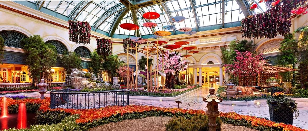The Bellagio Celebrates Spring with a Japanese-Inspired Garden
