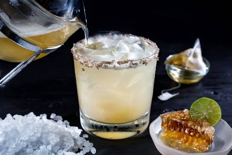 See Miami’s First Ice Vodka Bar and Experimental Cocktail Fire Lounge