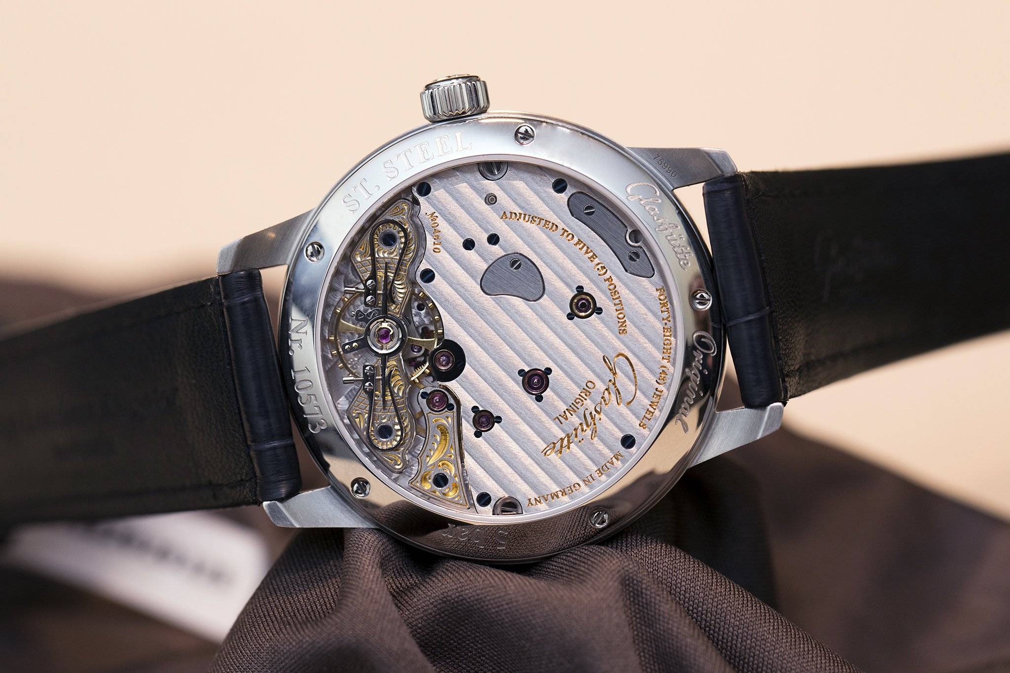 Hands On The Glashütte Original PanoReserve Watch