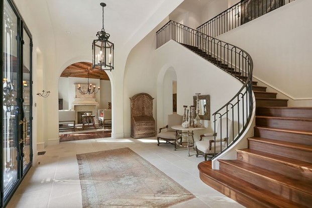 Dallas: See Inside This Stunning Mediterranean-Inspired Estate