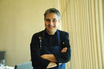 Chef Talk: Mikel Alonso, Creaciones Lúdicas En El Biko