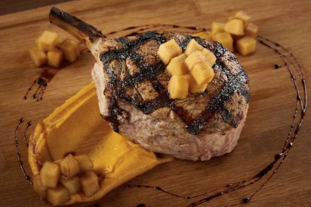 STK Opens Rockin' Downtown Steakhouse