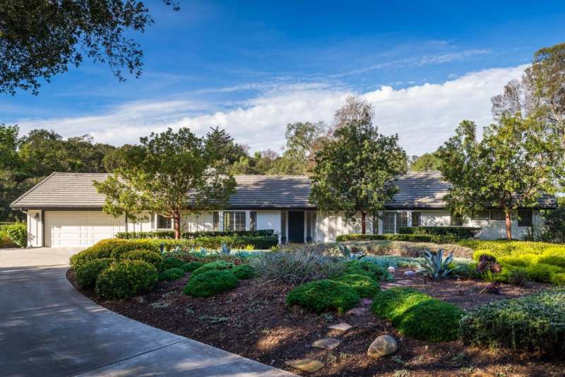 Sotheby's International Realty: Single-Story Montecito Ranch Home