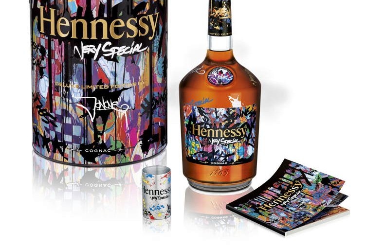 Street Artist JonOne Debuts New Limited Edition Hennessy Bottle