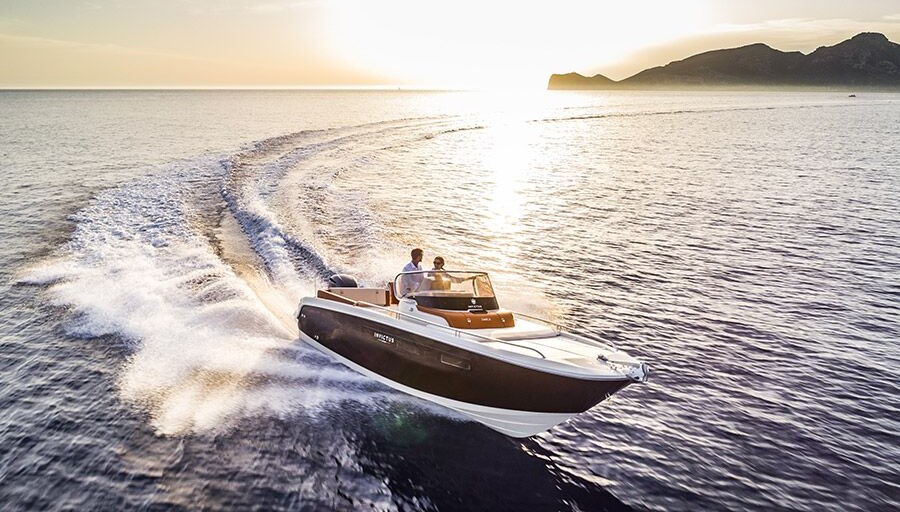 Invictus New 240CX: Superyacht Design In A Compact Package