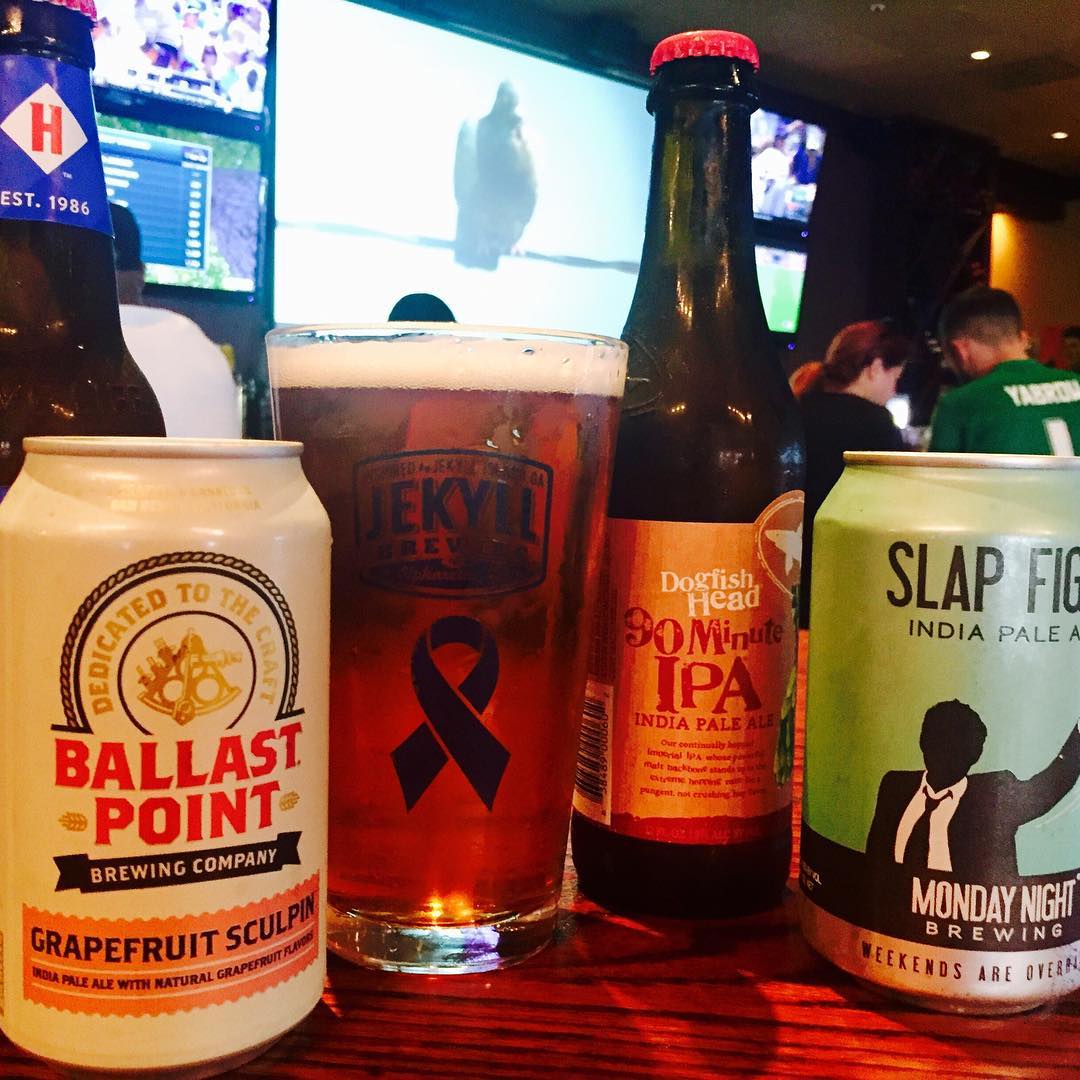 4 Of The Greatest Sports Bars For Football Sunday In Atlanta