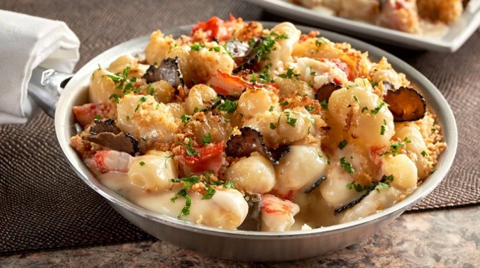 Why Mastro's Ocean Club Is A Cut Above Other Steakhouses 2017