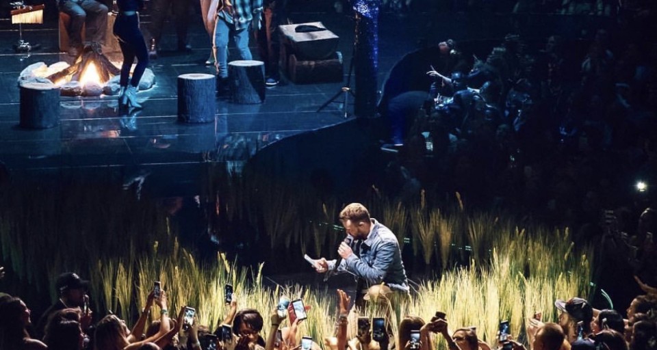 Miami's AmericanAirlines Arena Hosts Maluma And Justin Timberlake Sold ...