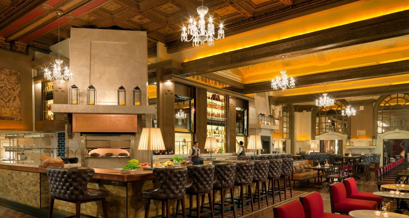 Find Out Why Instagrammers Are Obsessed With These Boston Bars