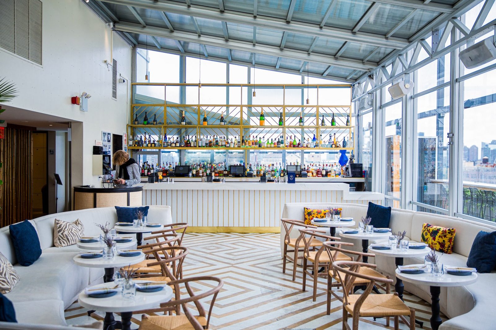 Five Rooftop Bars You Can Still Enjoy In The Fall