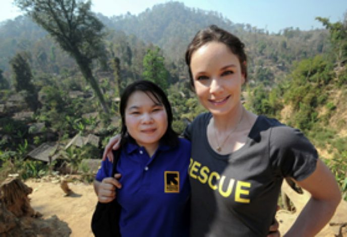 How Colony Star Sarah Wayne Callies Is Giving Back This Holiday