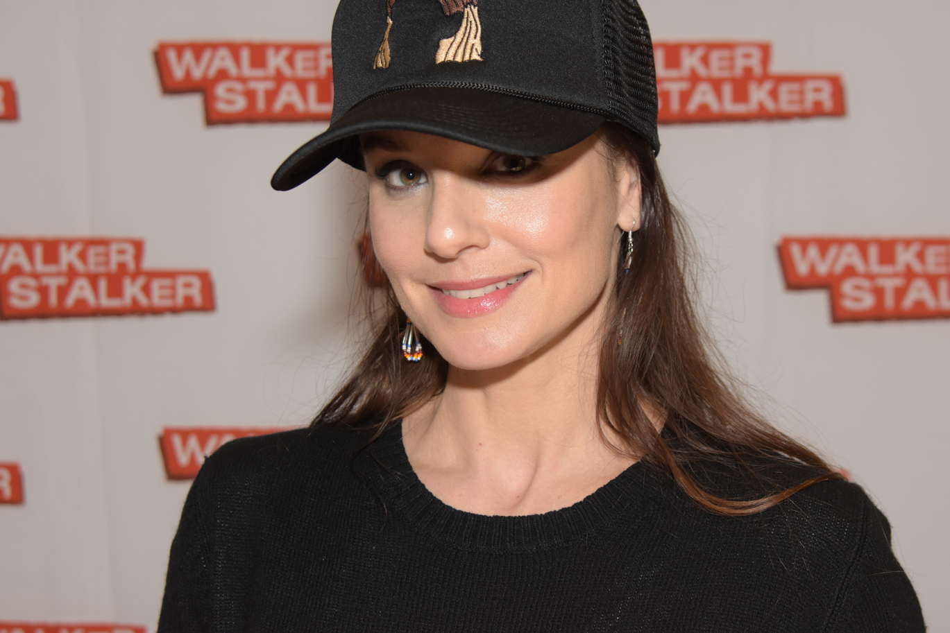 How Colony Star Sarah Wayne Callies Is Giving Back This Holiday