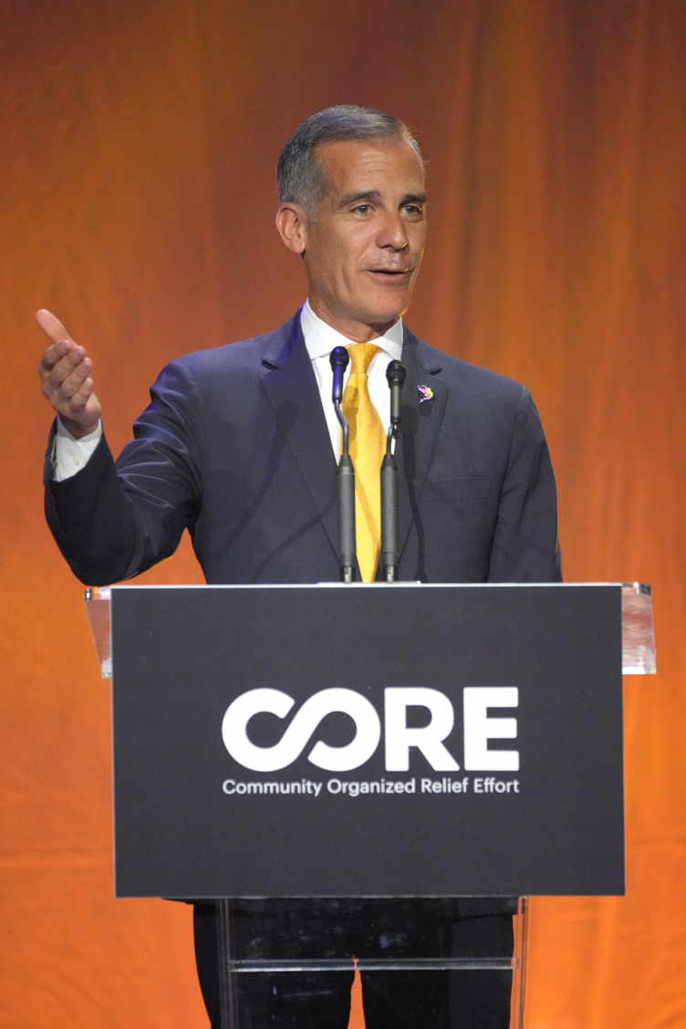 Sean Penn's CORE Raises $2.5 Million At 2022 Gala
