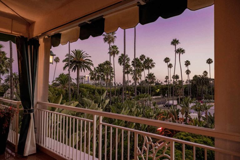 Bar Nineteen12 Officially Reopens At The Beverly Hills Hotel