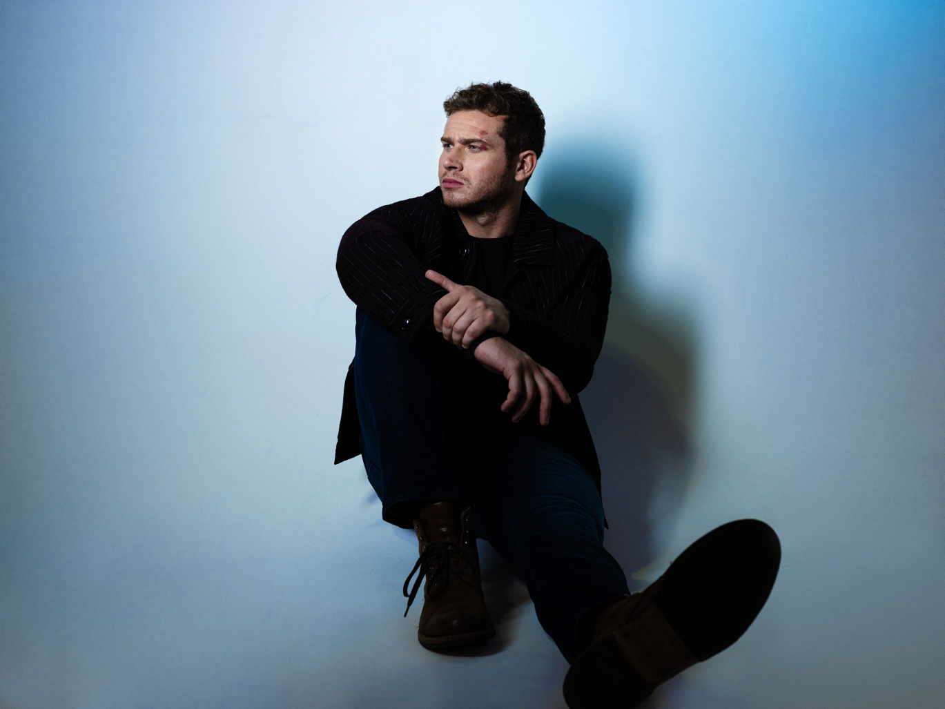 Going One On One With British Heartthrob Oliver Stark