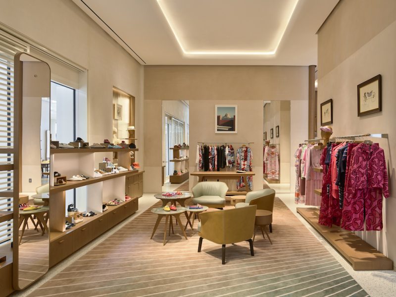 Hermès Unveils Its First Store In Naples At Waterside Shops