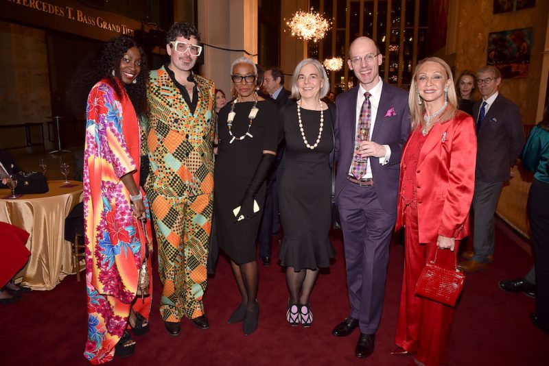 The Metropolitan Opera Names Chandeliers In Memory Of Donald Gibbs Tober