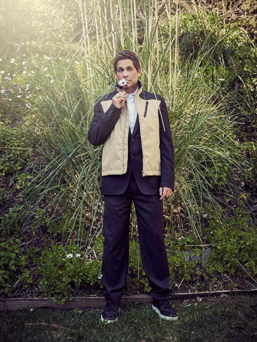 Rob Lowe Is Baring It All Literally & Metaphorically In Unstable