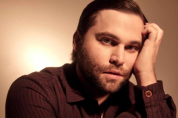 Jake Borelli Talks Checking In To Grey's Anatomy