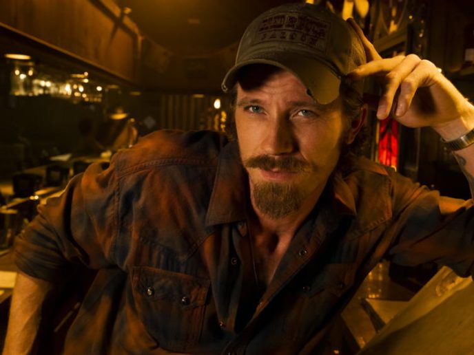 Talking Sly Stallone, Tulsa King + Travel With Garrett Hedlund