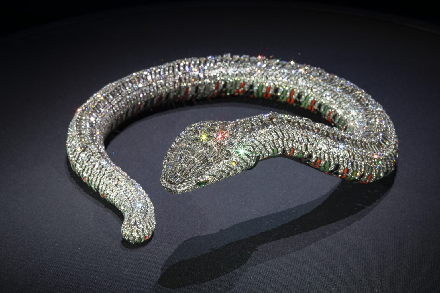 Cartier Exhibition at V&A Explores 100 Years of Iconic Jewels