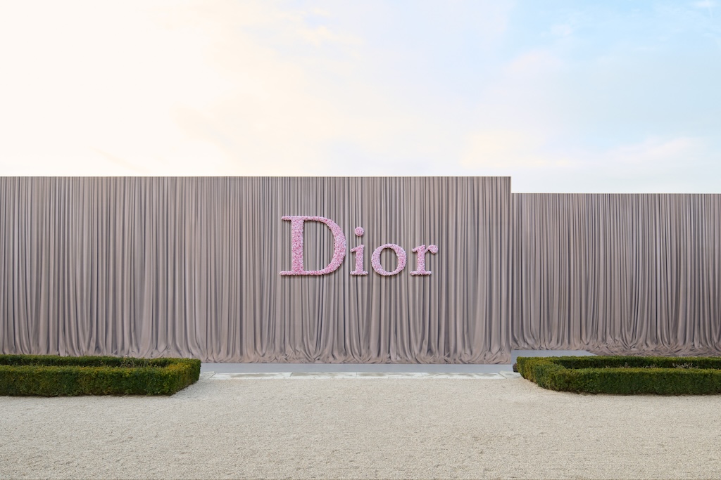 Dior Debuts Jonathan Anderson’s First Haute Couture Collection ...