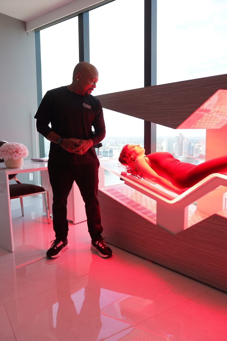 How Daymond John Stays on Top of the Food Chain