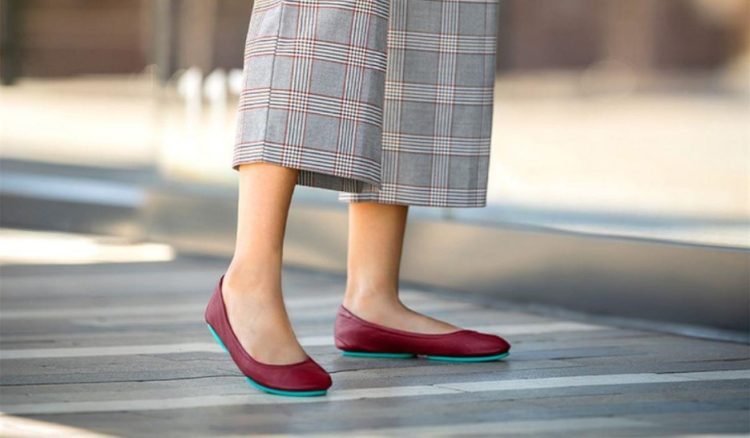 Can You Walk in Ballet Flats All Day? Tips & Tricks - Haute Living